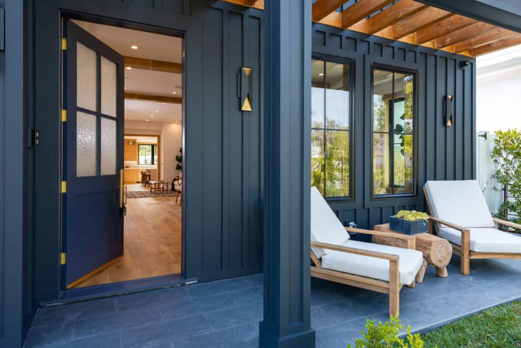 Inside a black modern farmhouse in Southern California with amazing ...