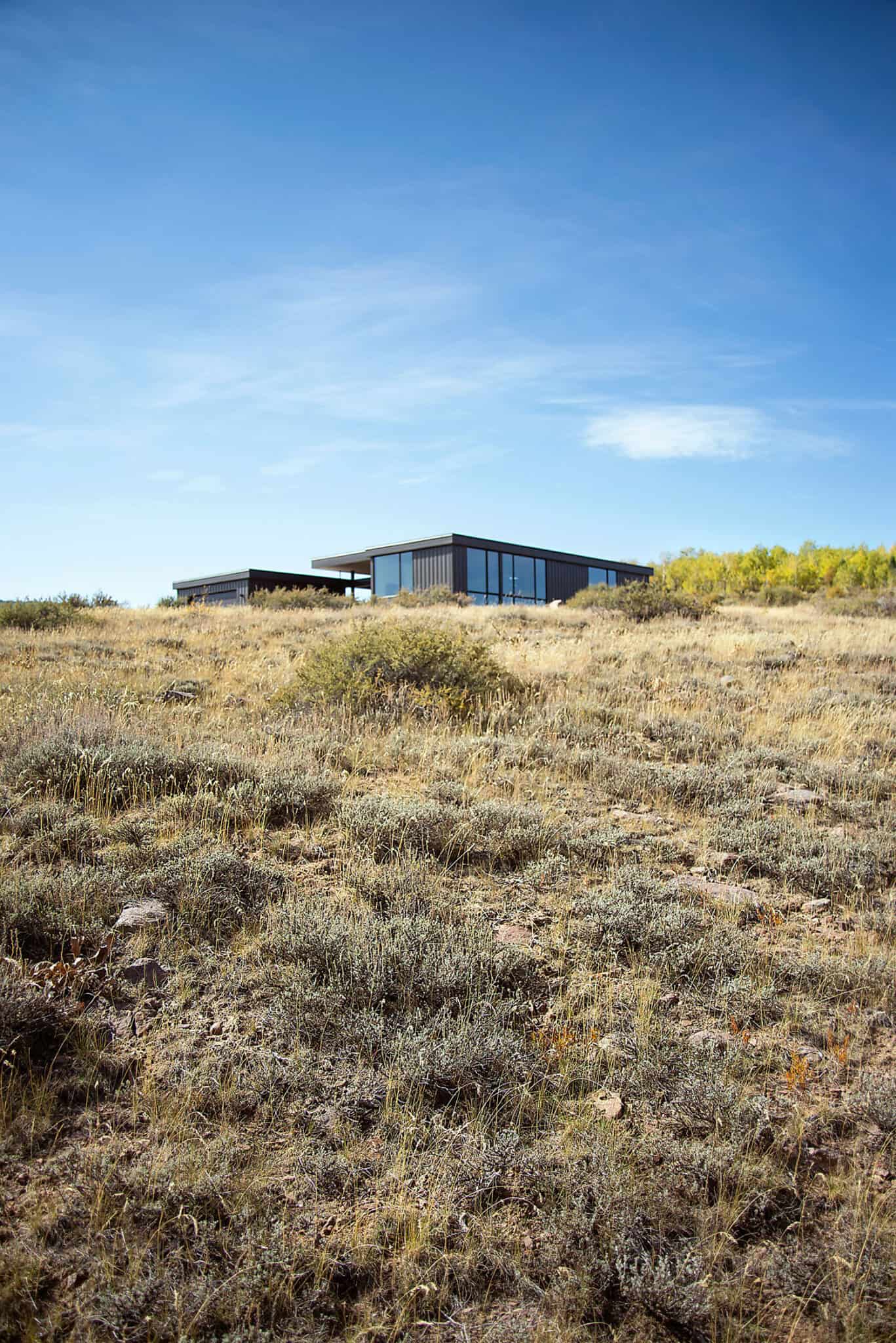 Fabulous off-grid modern cabin nestled in rolling hills of southern Idaho