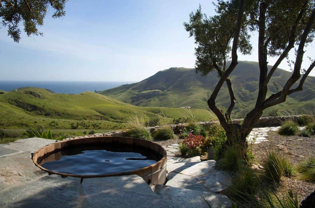 23 Amazing Outdoor Hot Tub Ideas For A Sanctuary Of Relaxation