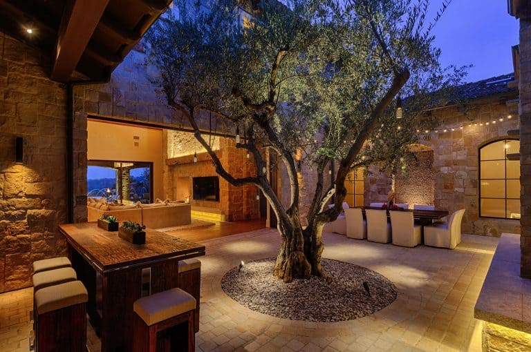16 Romantic Mediterranean Patio Ideas For Outdoor Entertaining