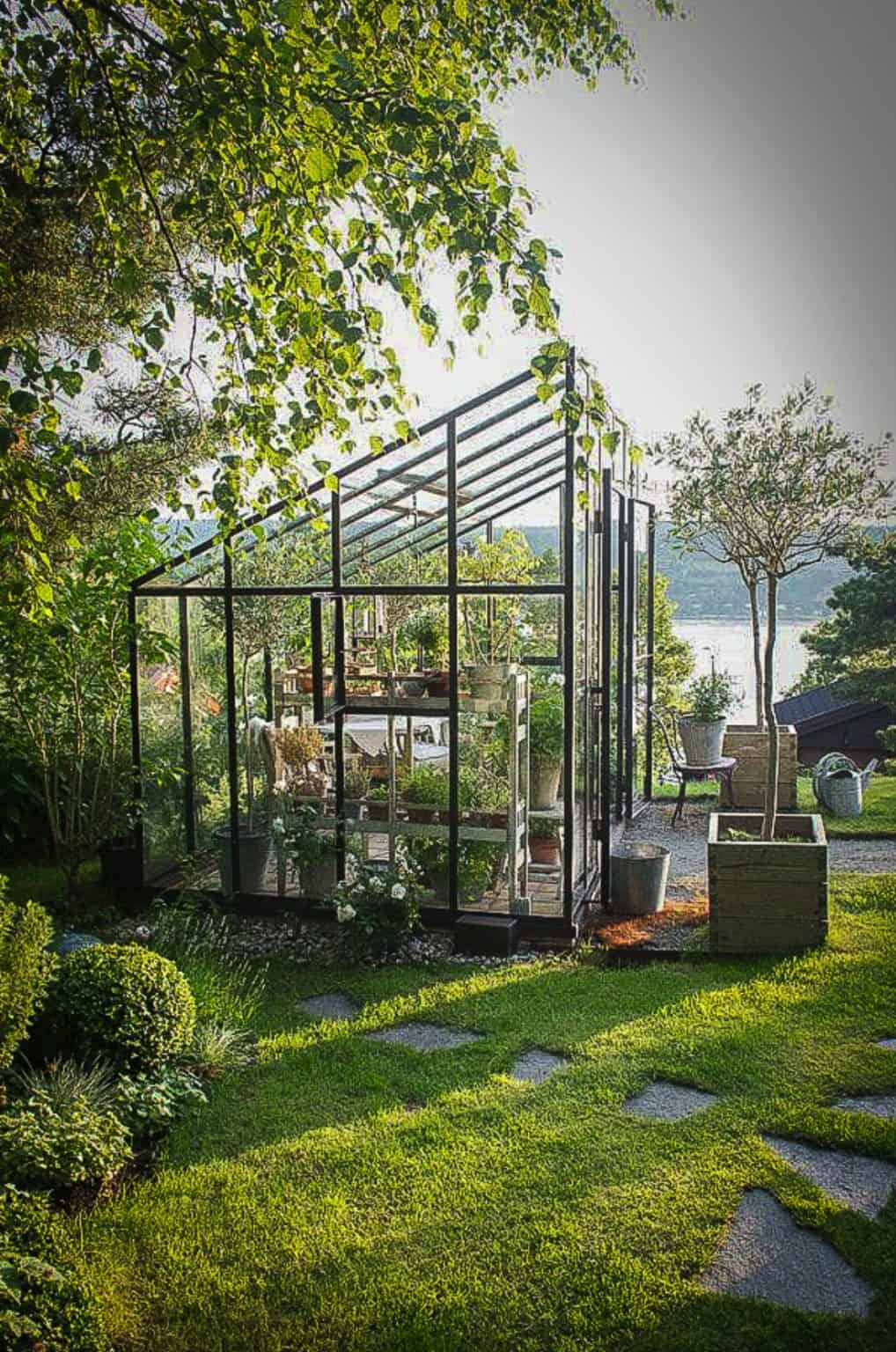 20+ Awesome Backyard Greenhouse Ideas For Gardening Enthusiasts