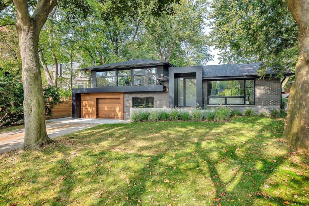 Inside this beautiful renovation of a side split house in Burlington ...