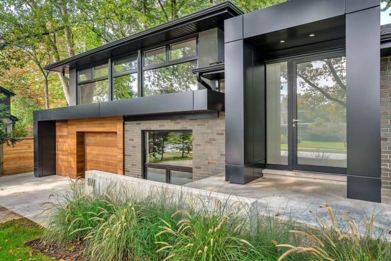 Inside this beautiful renovation of a side split house in Burlington ...