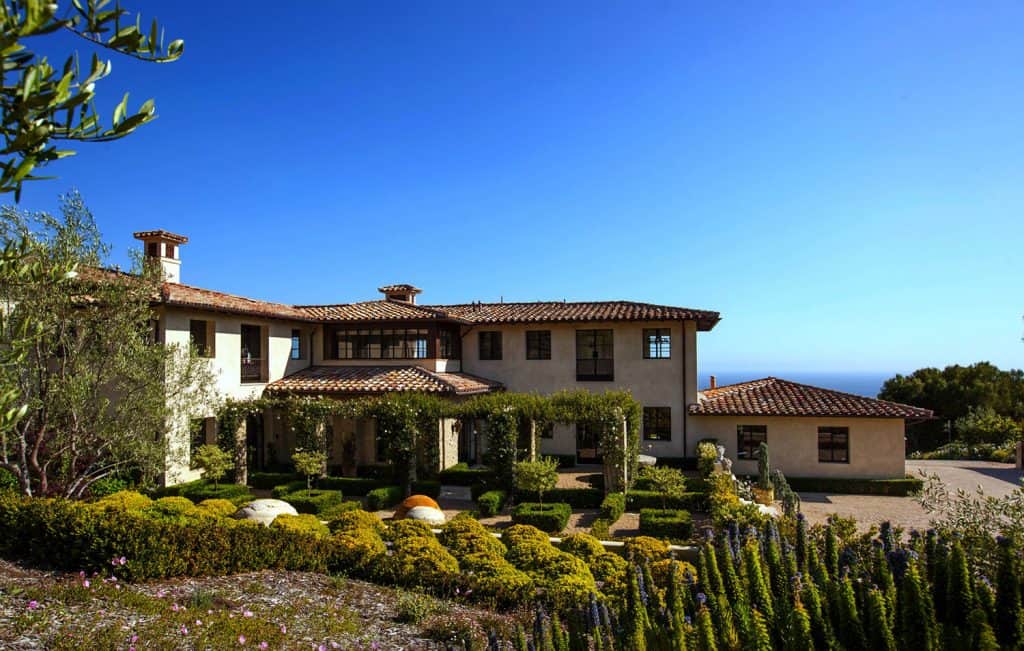Tuscan farmhouse-inspired home in Malibu has breathtaking ocean views