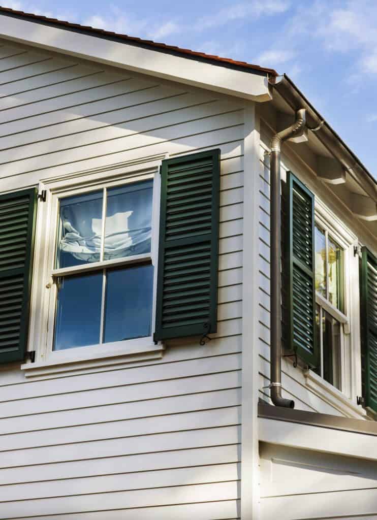 Tour a colonial revival farmhouse with traditional Southern charm