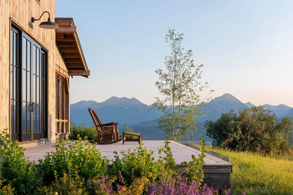 Historic Dutch barn becomes a blissful home in the Sawtooth Mountains