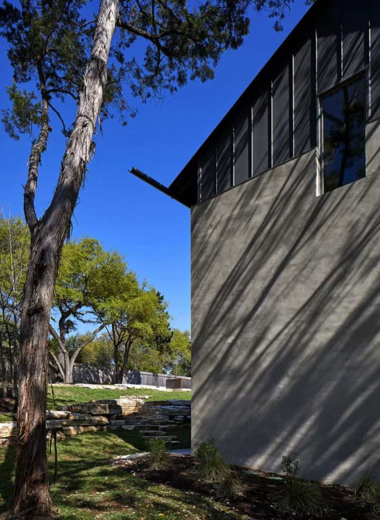 An old suburban brick house gets an inspiring transformation in Austin