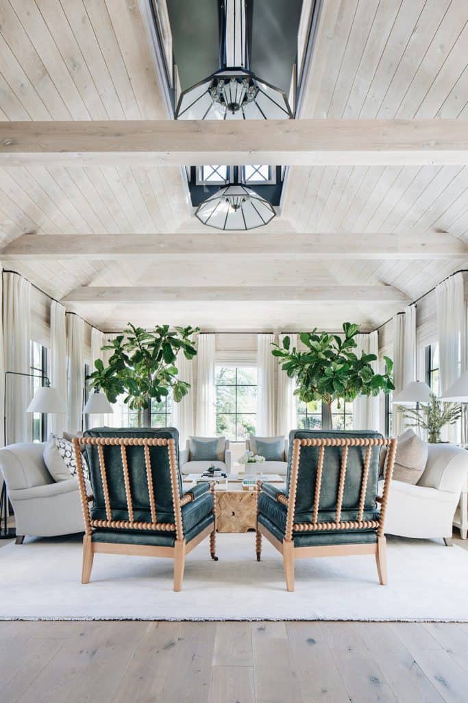 Tour this absolutely dreamy modern English country estate in Illinois