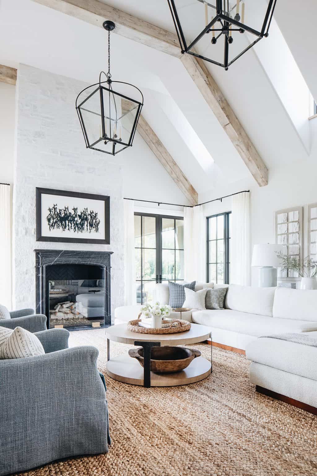 Tour this absolutely dreamy modern English country estate in Illinois