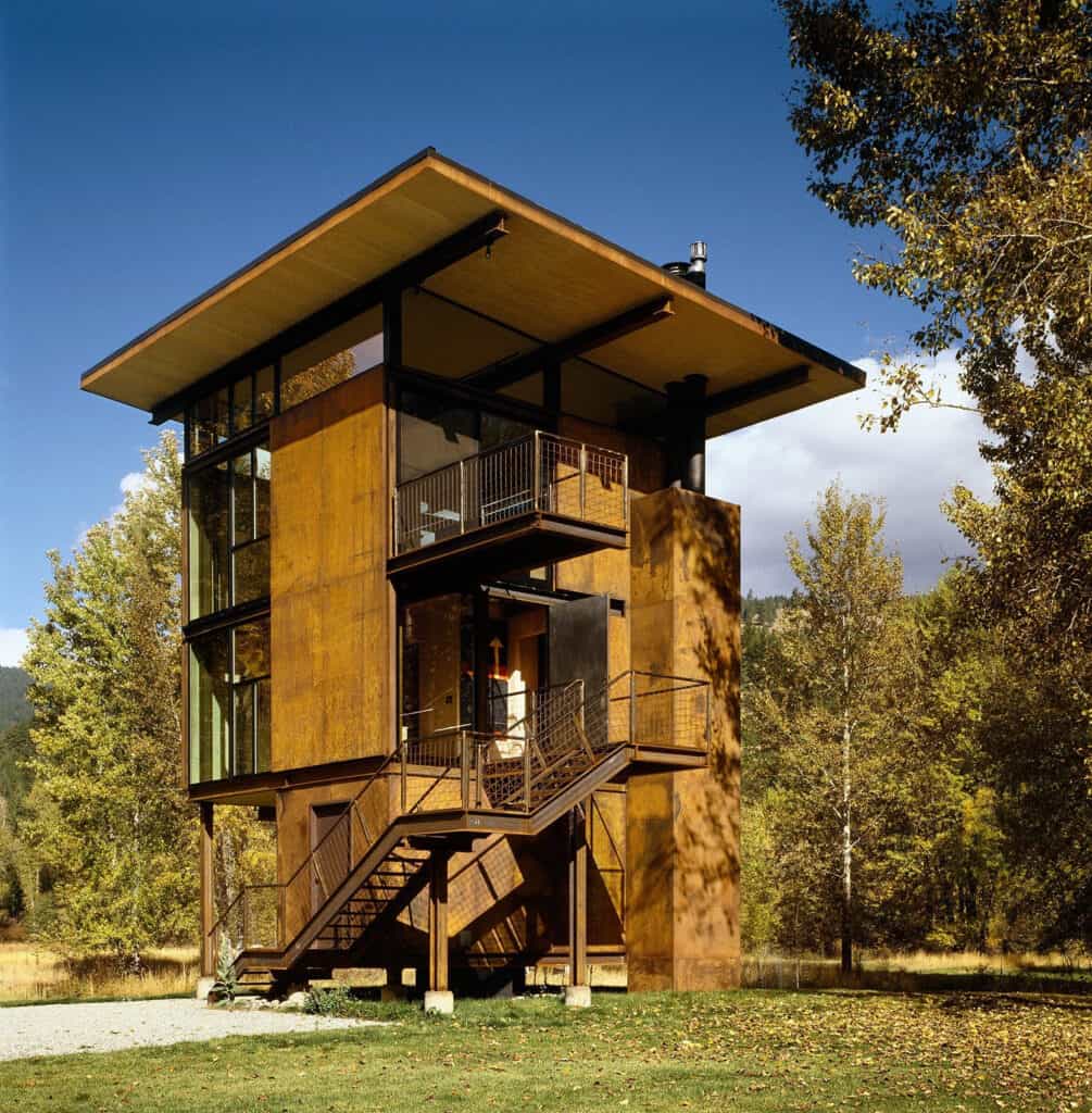 See this extraordinary steel clad cabin in the breathtaking Methow Valley