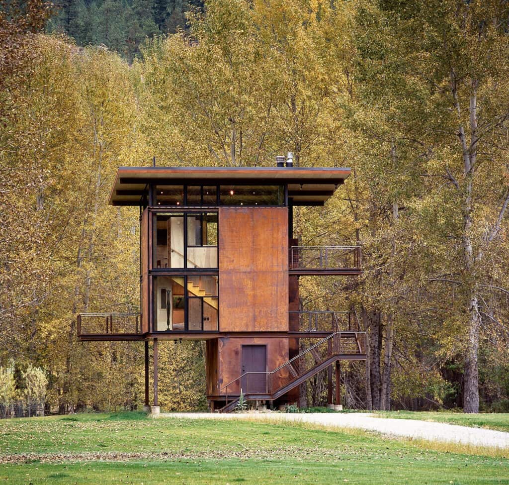 See this extraordinary steel clad cabin in the breathtaking Methow Valley