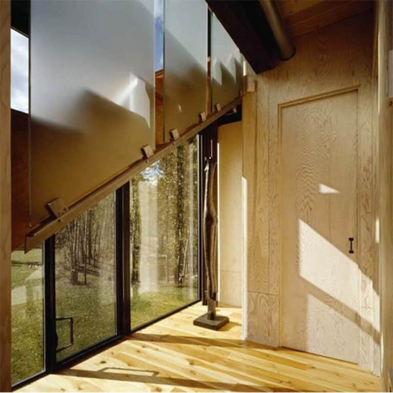 See this extraordinary steel clad cabin in the breathtaking Methow Valley