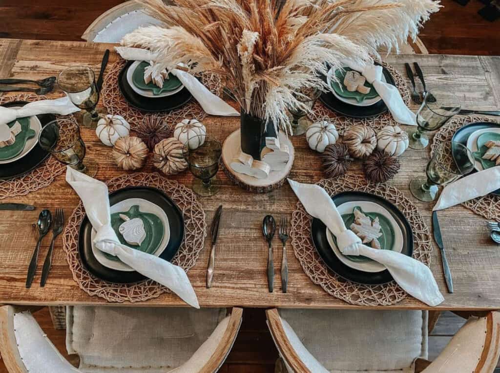 21 Of The Most Stunningly Beautiful Fall Table Setting Ideas