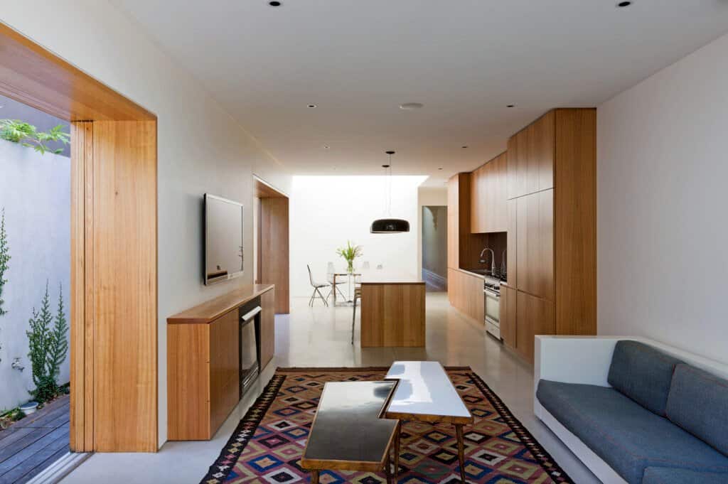This Victorian terrace house opens to nature in Australia’s Bondi Beach