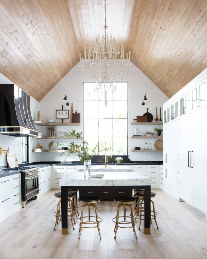 Inside the most gorgeous Napa Valley inspired farmhouse in Arizona