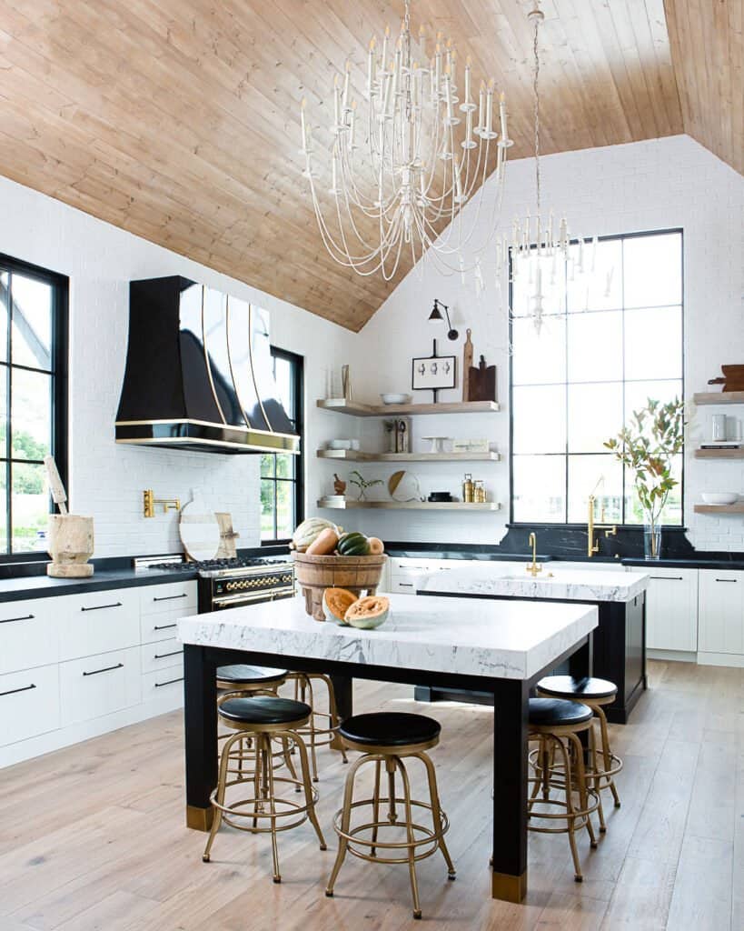 Inside the most gorgeous Napa Valley inspired farmhouse in Arizona