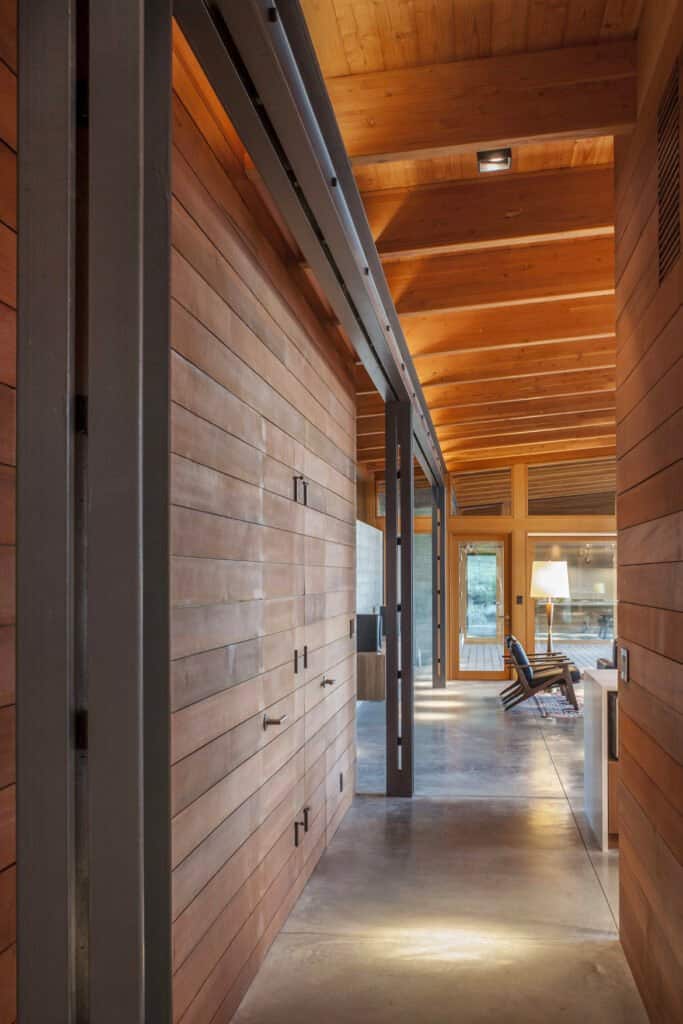 A beautiful Oregon home offers breathtaking views over Hood River Valley