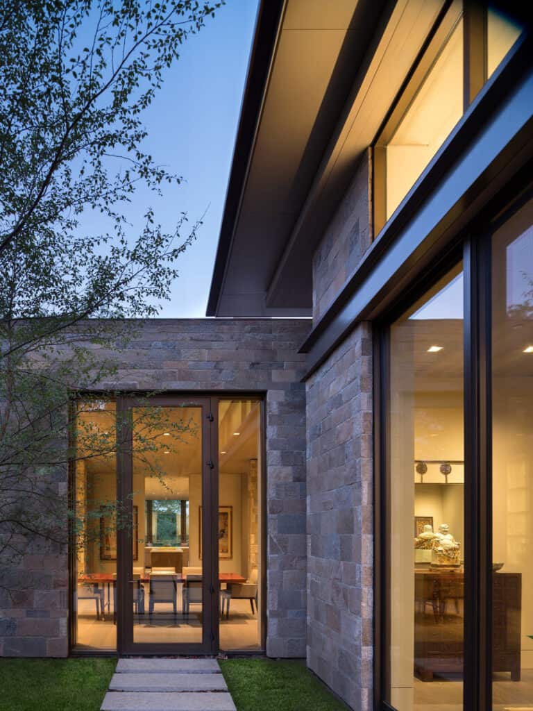 A beautiful modern country house set in the breathtaking Hudson Valley