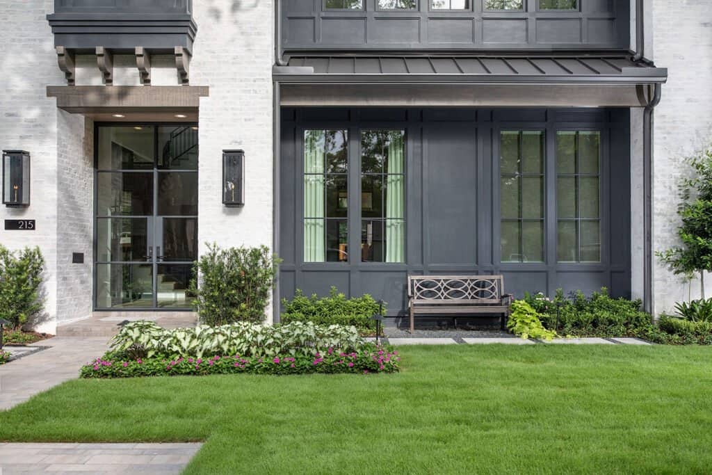Step inside an inviting modern home with sophisticated styling in Texas