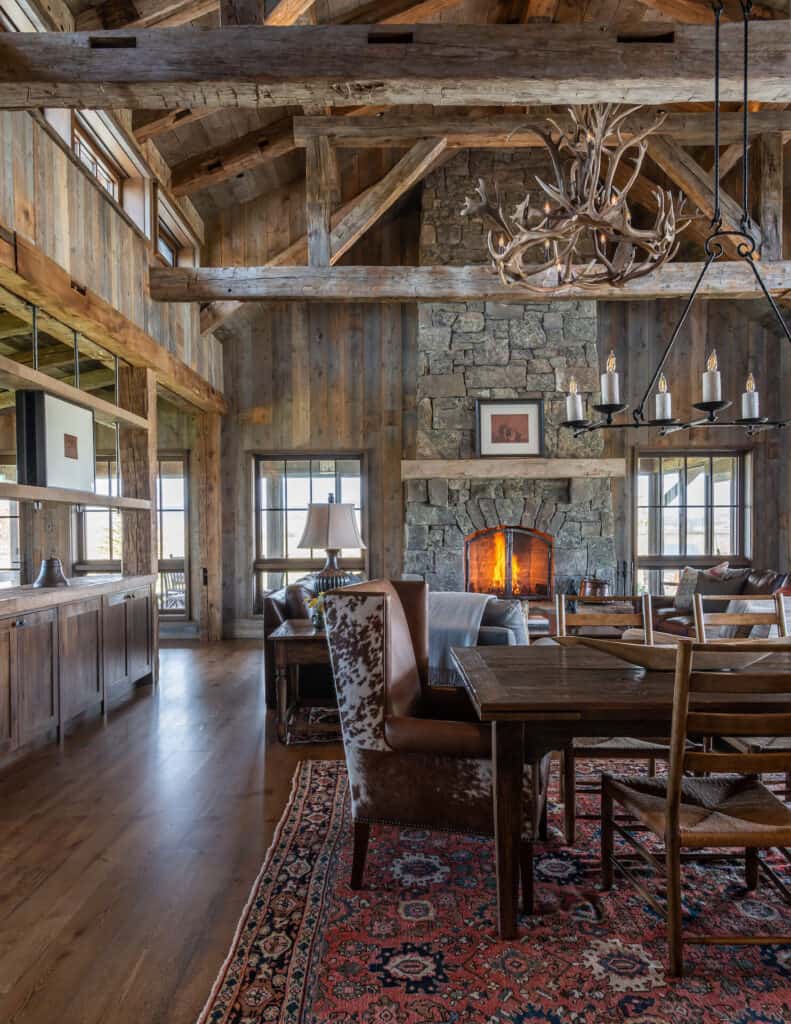 Tour this cozy rustic cabin with idyllic views over the Montana landscape