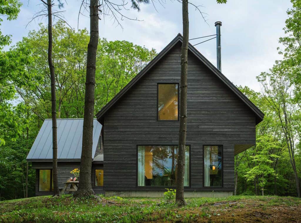 A Scandinavian inspired home in Vermont beautifully connects to nature