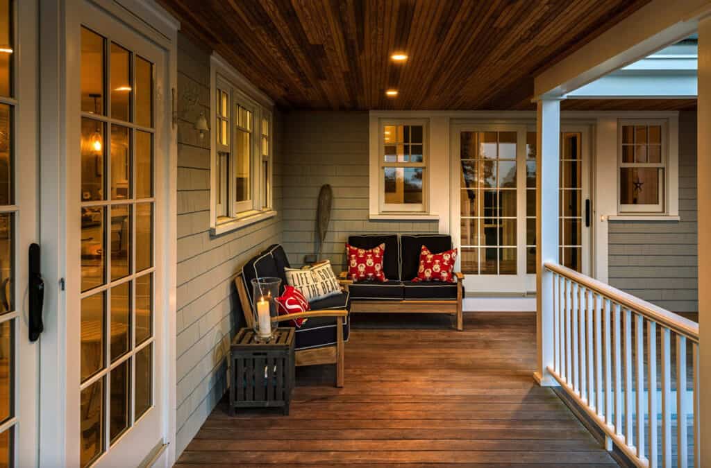 Take a peek inside this glorious Cape Cod style cottage in coastal Maine