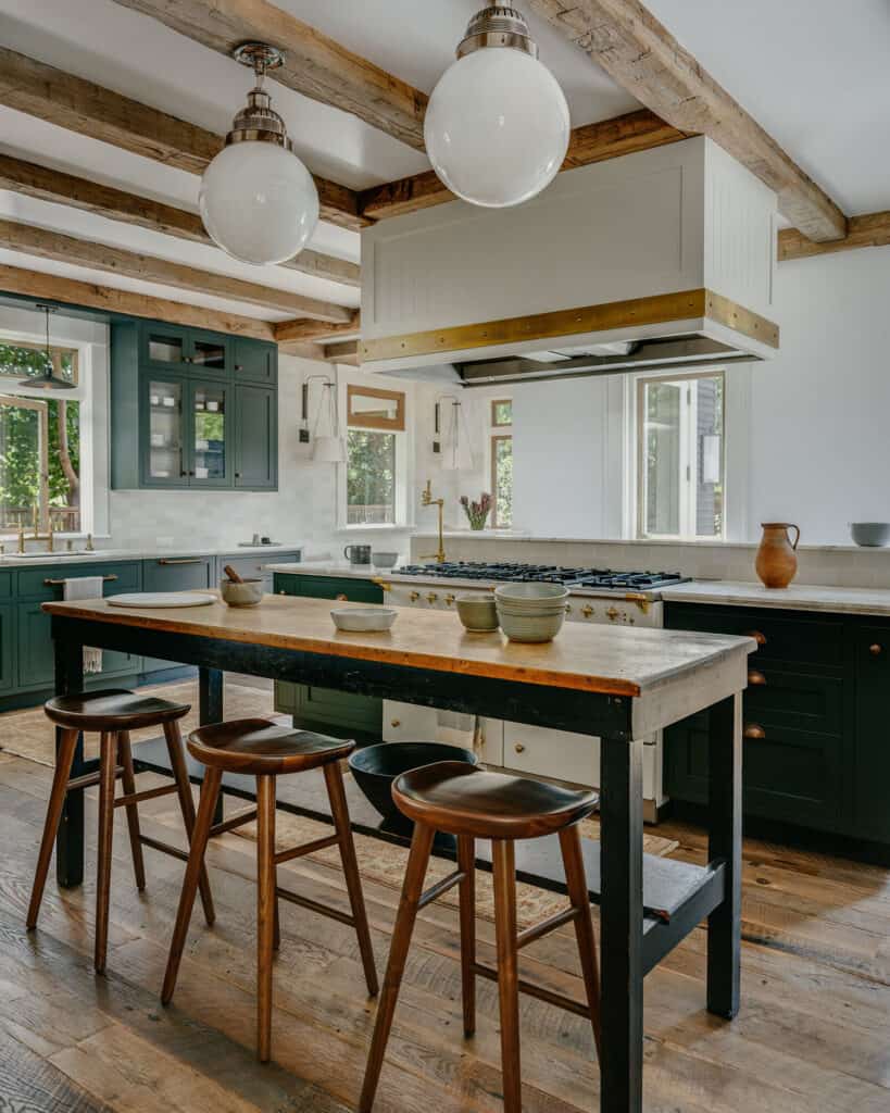 A stunning craftsman home is restored to its former glory in San Francisco