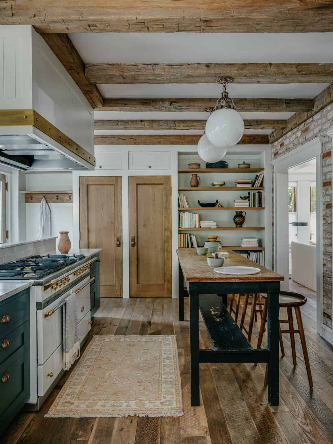 A stunning craftsman home is restored to its former glory in San Francisco