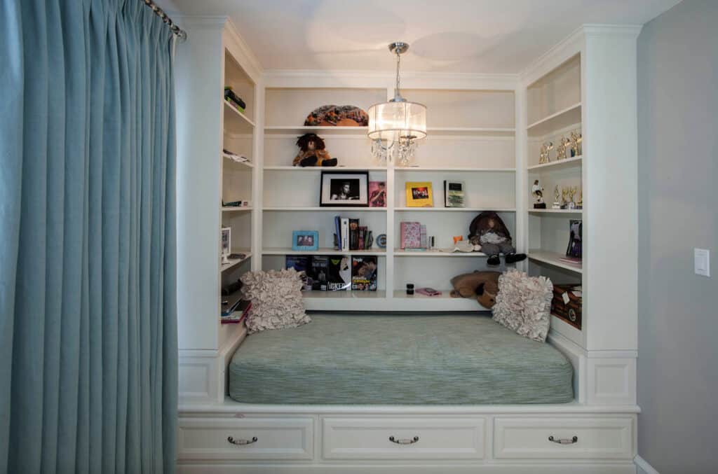 41 Delightfully Cozy Book Nook Ideas To Inspire A Reading Retreat