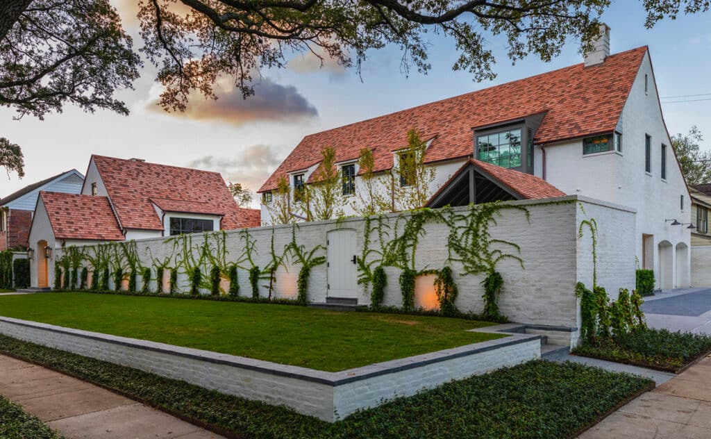 Tour this inviting Houston home with beautifully designed interiors