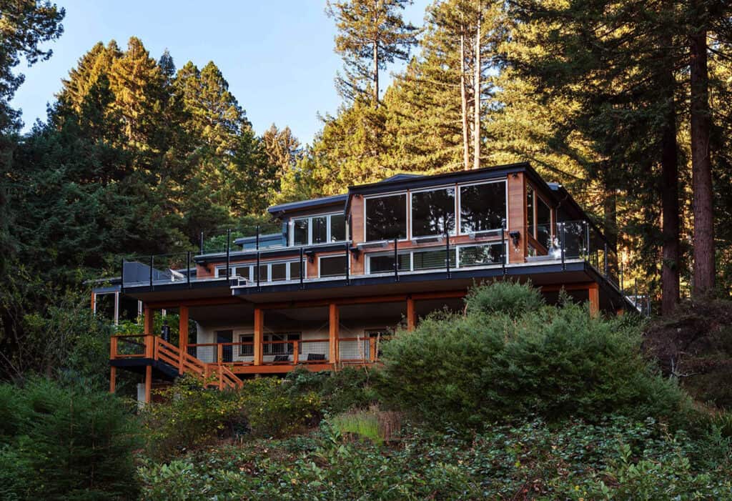 Step inside this midcentury-inspired home in a California redwood forest