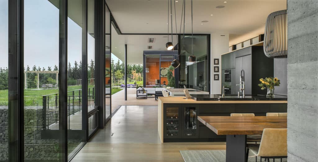 This amazing modern house cantilevers over Oregon wine country