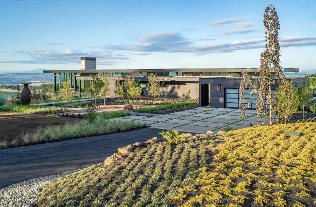 This amazing modern house cantilevers over Oregon wine country