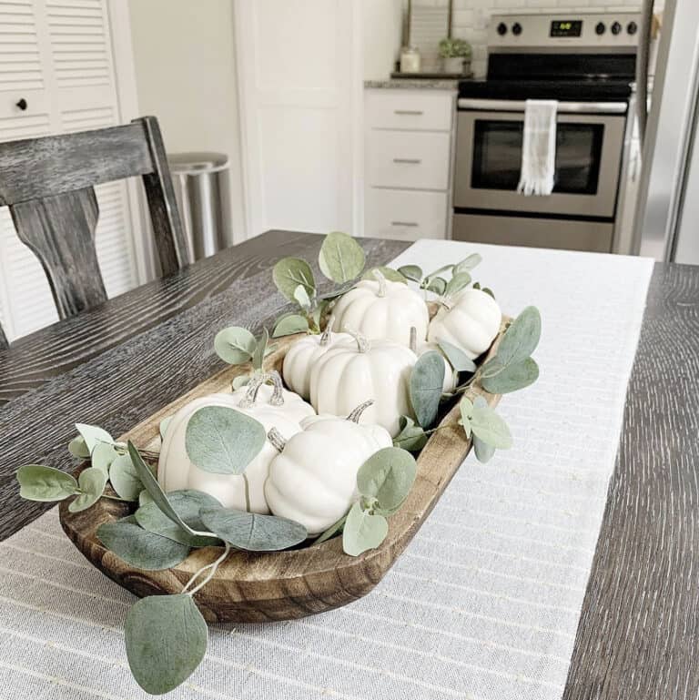 19 Stunning Decorating Ideas To Celebrate Fall Using Dough Bowls