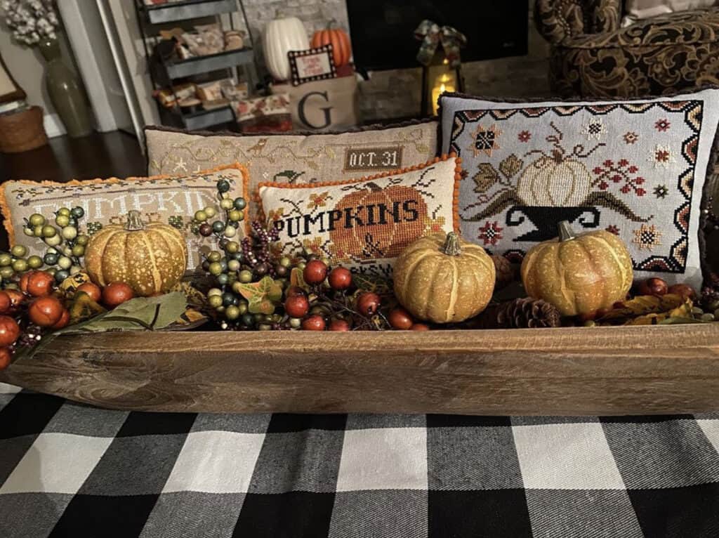 19 Stunning Decorating Ideas To Celebrate Fall Using Dough Bowls