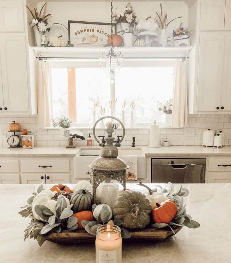 19 Stunning Decorating Ideas To Celebrate Fall Using Dough Bowls