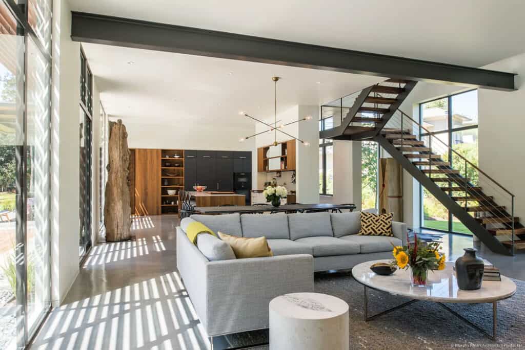 Striking modern home surrounded by a serene woodsy setting in Texas