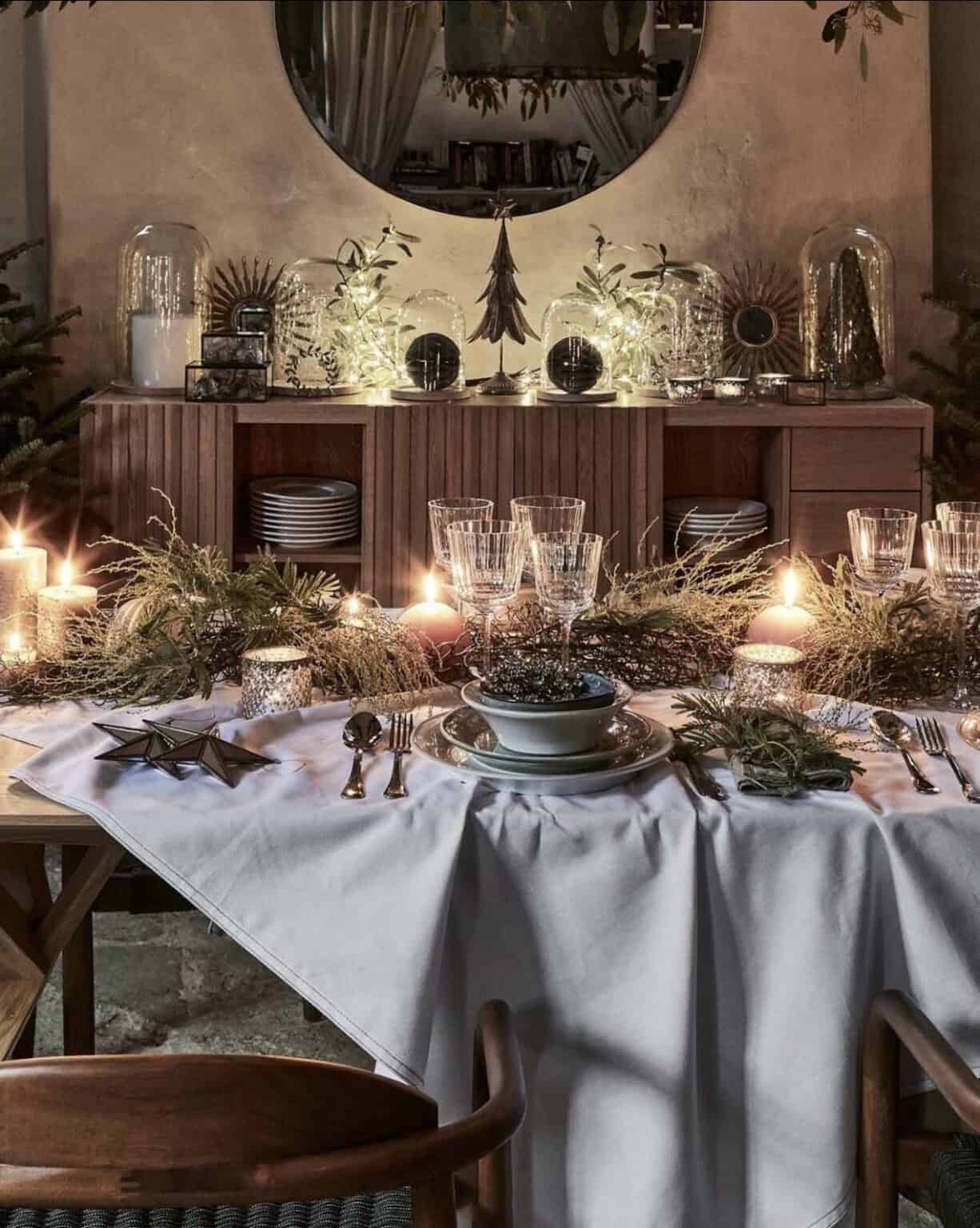 25 Elegant Christmas Table Decorating Ideas For A Festive Holiday