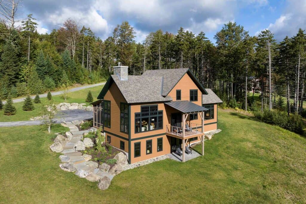 A Vermont ski house with a beautiful craftsman style aesthetic: Winterfell