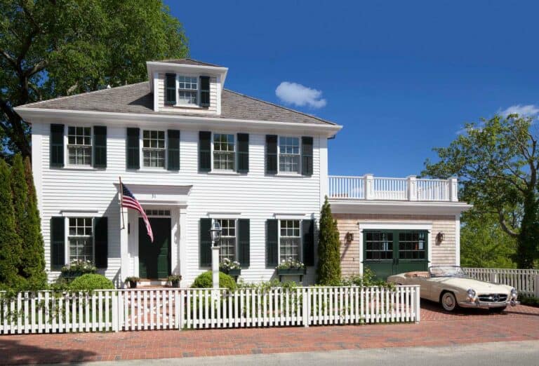 A Federal Colonial waterfront home gets a stunning restoration in Edgartown