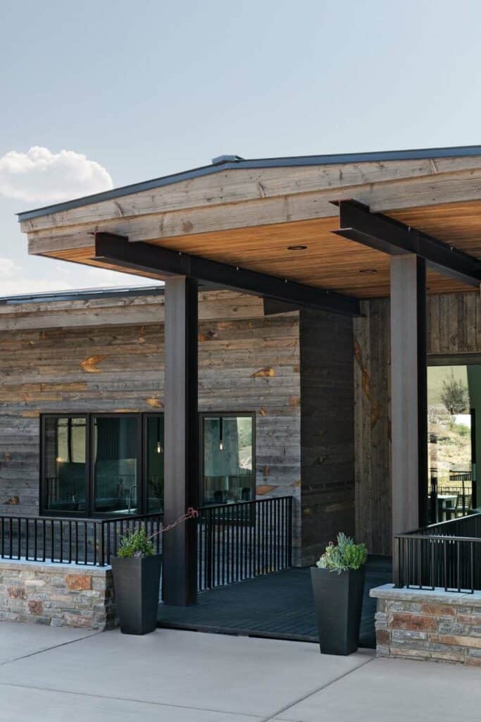 A midcentury modern home with majestic views of Mount Timpanogos, Utah