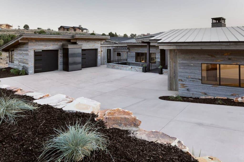 A midcentury modern home with majestic views of Mount Timpanogos, Utah