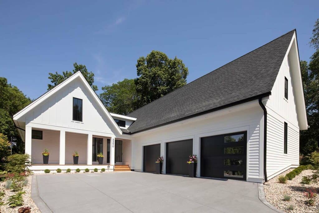 Tour a Minnesota dream home that boasts warm and inviting spaces
