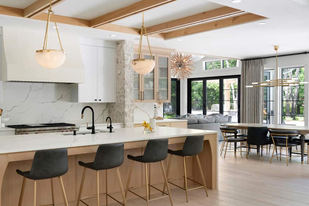 See this French contemporary house in Minnesota with organic modern details