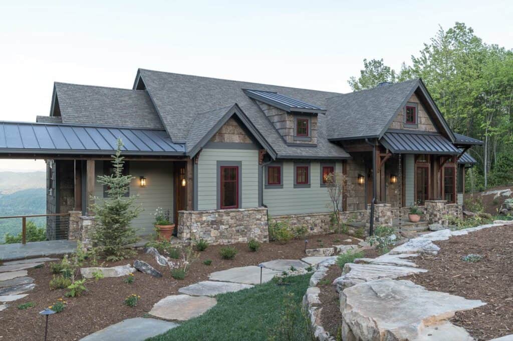 A breathtaking rustic modern home in the Black Mountains of North Carolina