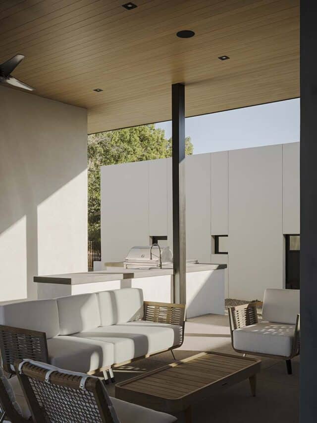 This modern desert house gets an awe inspiring update in Arizona