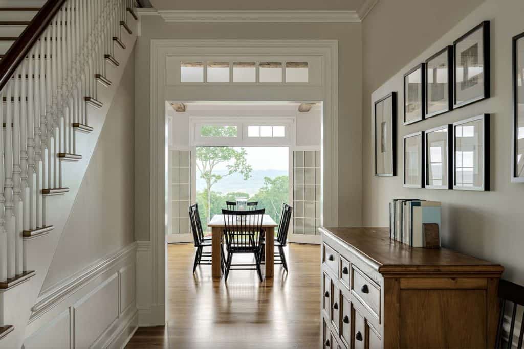 Tour this Connecticut country home with elegant and timeless interiors