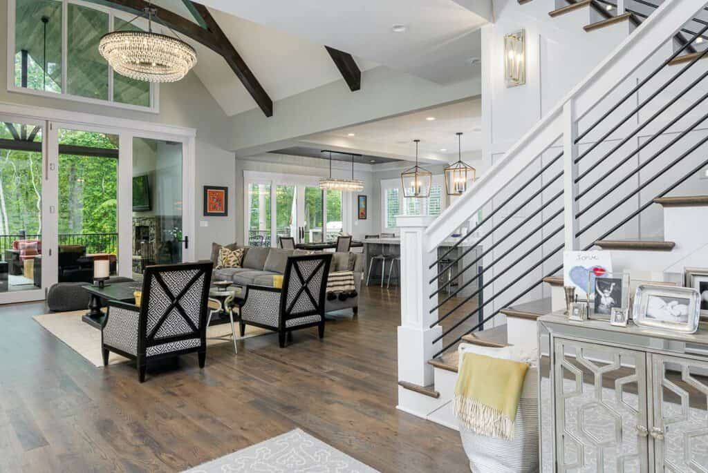 Tour this North Carolina home with bright and airy living spaces