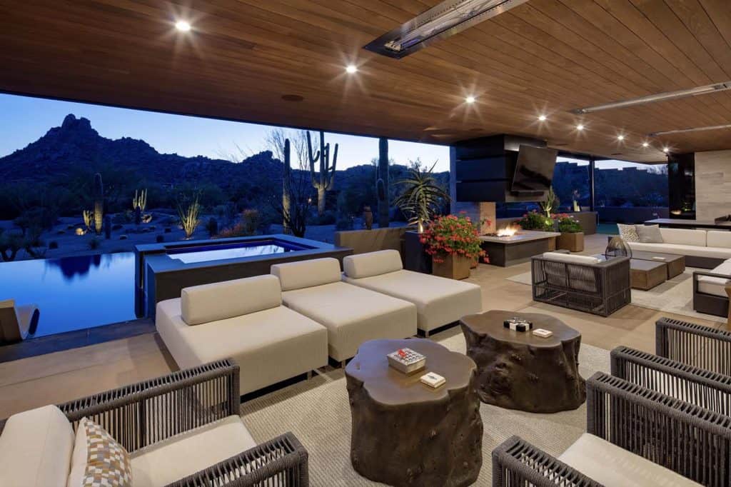 This fabulous Sonoran Desert house enjoys an indoor outdoor lifestyle