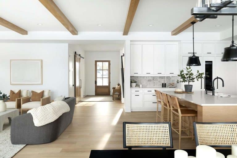 This modern dream home tour in Minnesota has beautiful living spaces